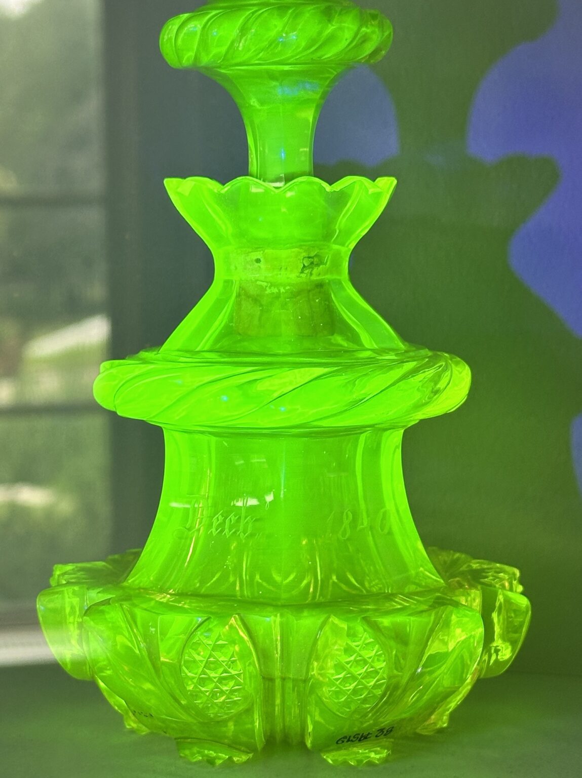 A Fragrant Glow: The Curious Case of Uranium Glass | Leigh Yawkey ...